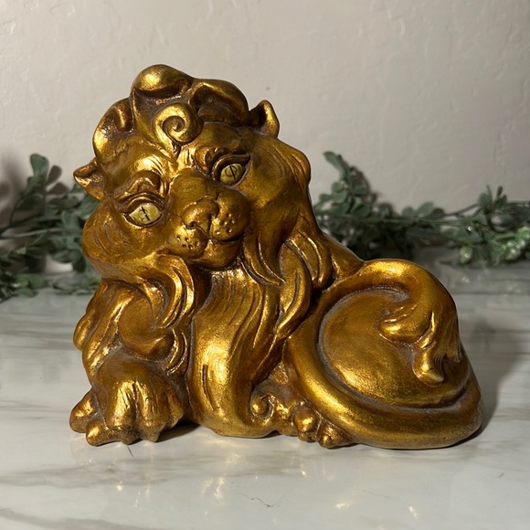 Accents | Kay Finch Gold Leaf Pottery Cat | Poshmark